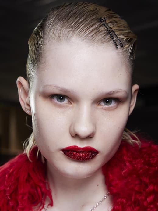 Beauty-Trend 2023: Das "Goth Fairy Make-up" ist süß und gefährlich zugleich