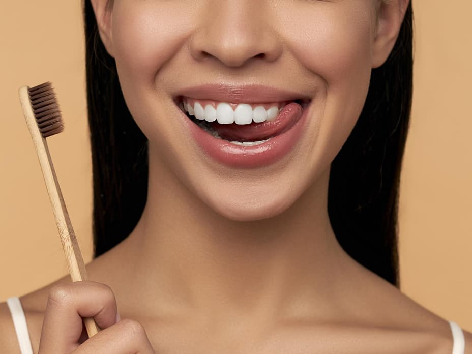 Bleaching: Das solltest du über die professionelle Zahnaufhellung wissen