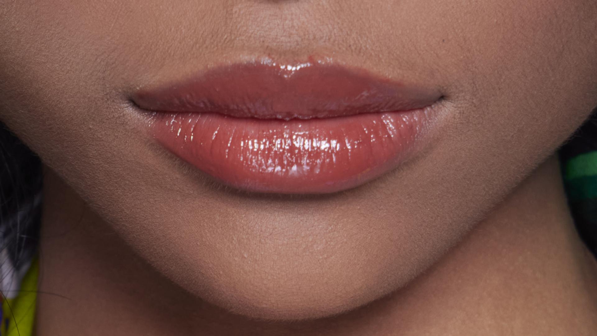Der TikTok-Trend "Puffy Lips" beschert uns per Sofort-Effekt natürlich ...