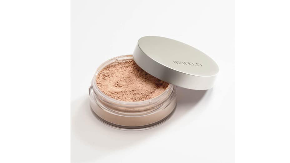 Puder Foundation: Das beste Make-up für einen schönen Teint