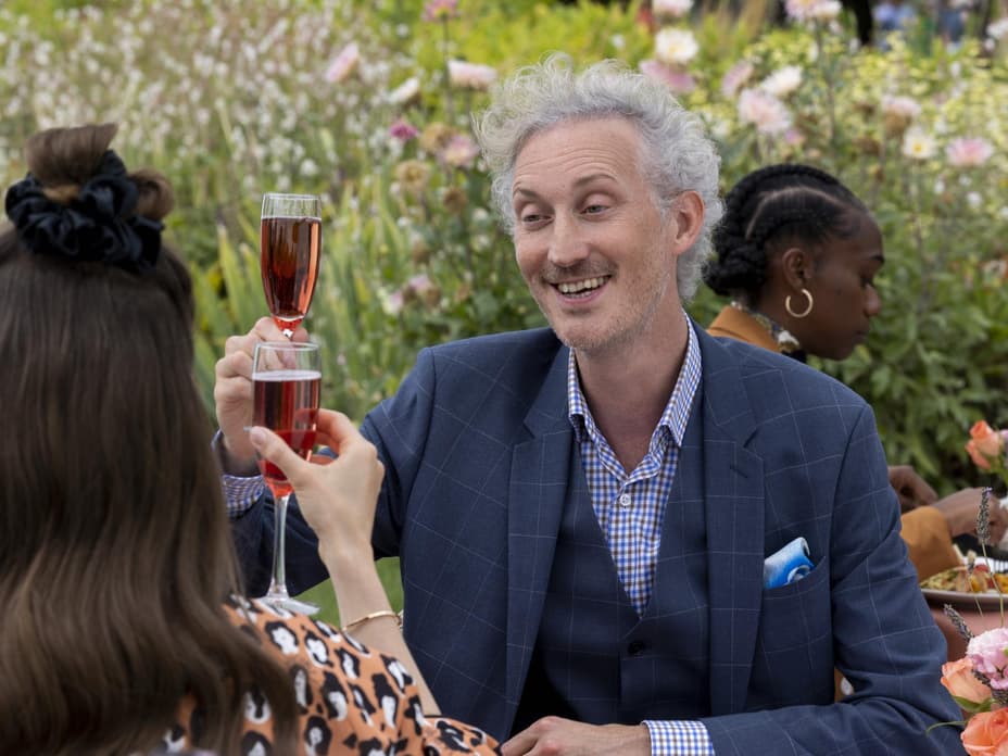 Kir Royal: „Emily in Paris“-Drink zum Nachmachen für Silvester