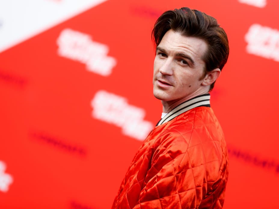 "Quiet on Set": Das musst du über das Nickelodeon-Skandal um Drake Bell ...