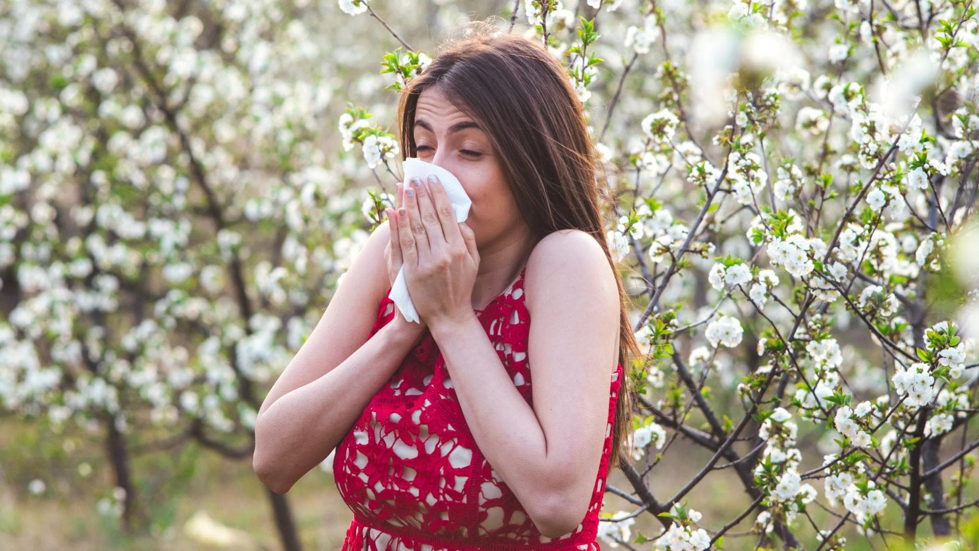 Heuschnupfen: Vermeide diese Lebensmittel, wenn du eine Pollenallergie hast