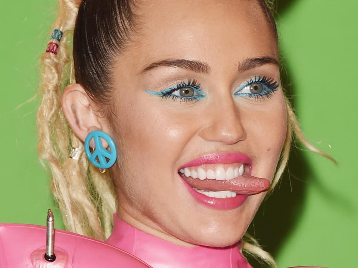 Miley Cyrus bei den MTV VMAs 2013 schockt alle