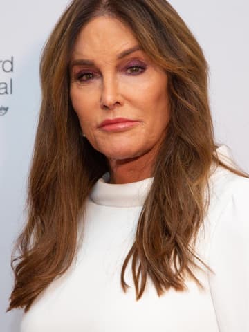 Hättet ihr es gewusst? Diese Promis sind Transgender!